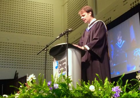 Convocation 2016: David Penny receives Distinguished Alumni Award ...